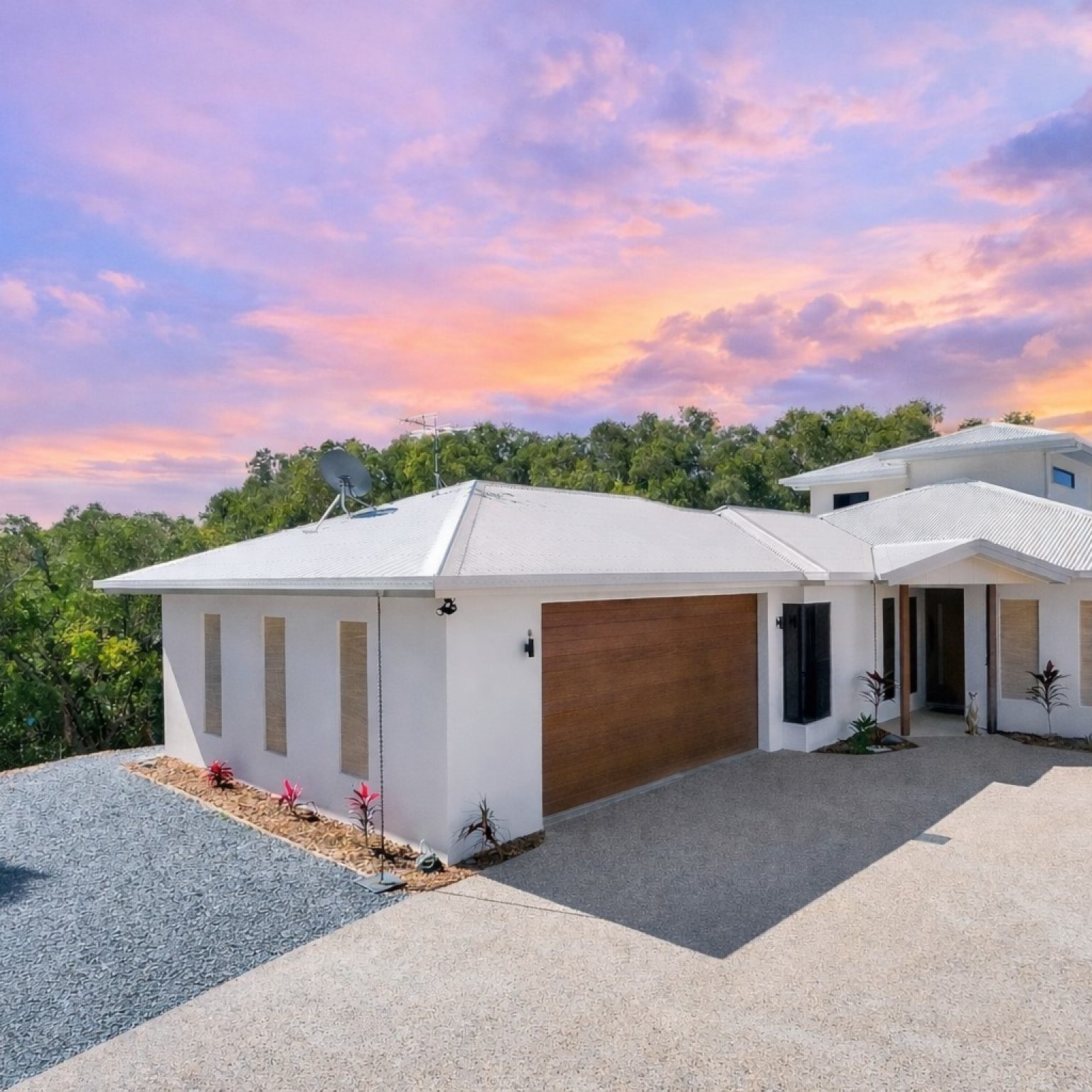 1P5715-Trinity-Beach-2026-01-23-141241-22 - The Industry Estate Agents